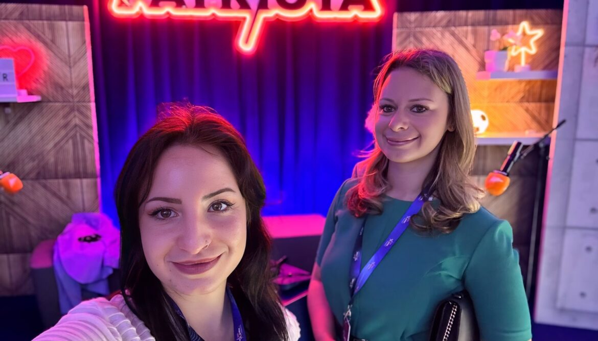 Hoppá! Orbán Viktor is Nyerges Csenge mellé állt - Minden Szó